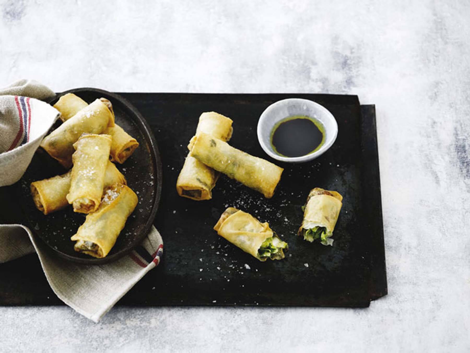 Sprøde forårsruller med brie - Président